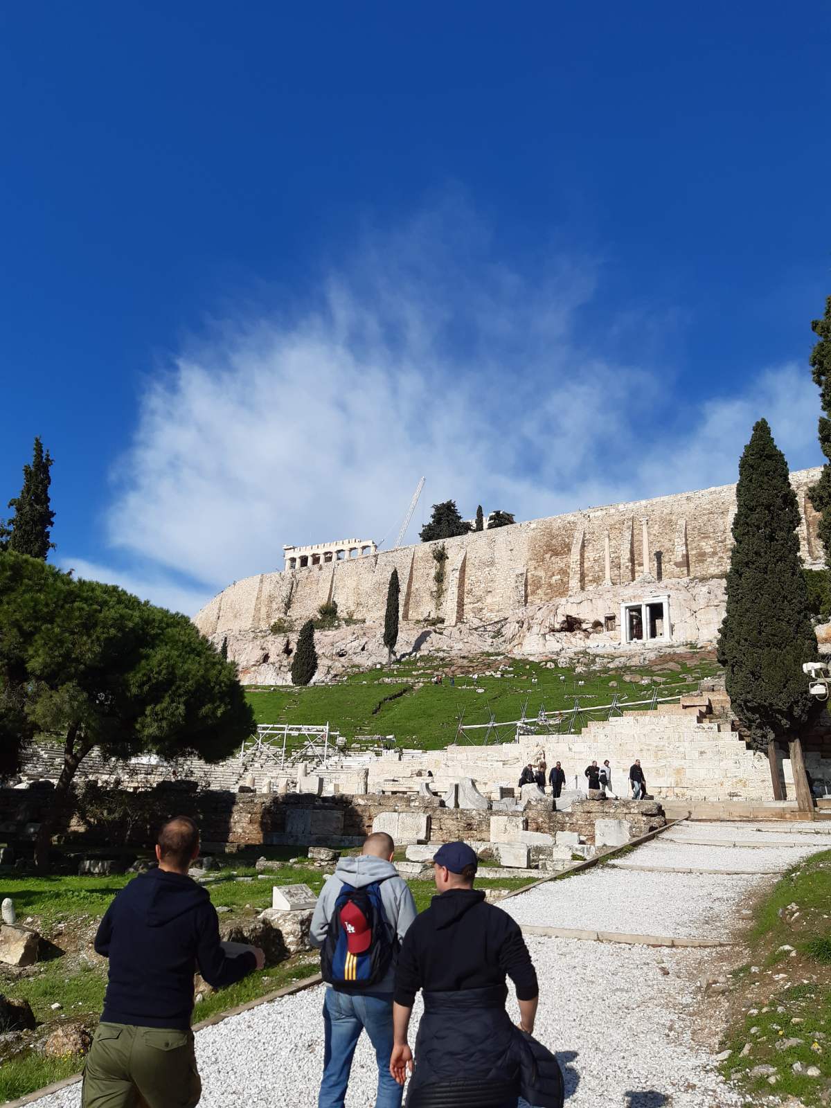 PANORAMA ATINE: Akropolj je ceo danas bio crveno-beo! (FOTO) - Domaći ...