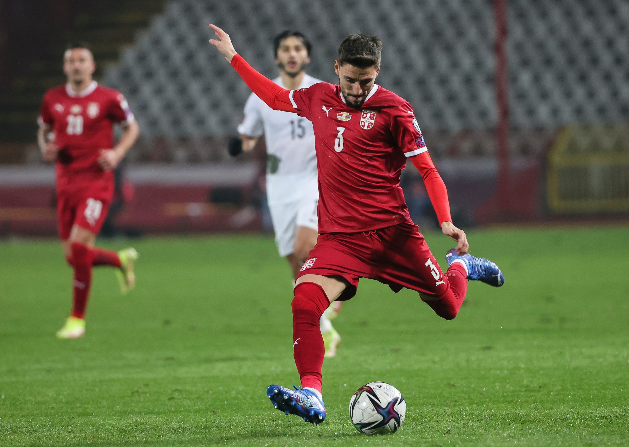 DOŠLO JE VREME ZA RASTANAK: Srpski bek menja sredinu - Šansa za Zvezdu ...