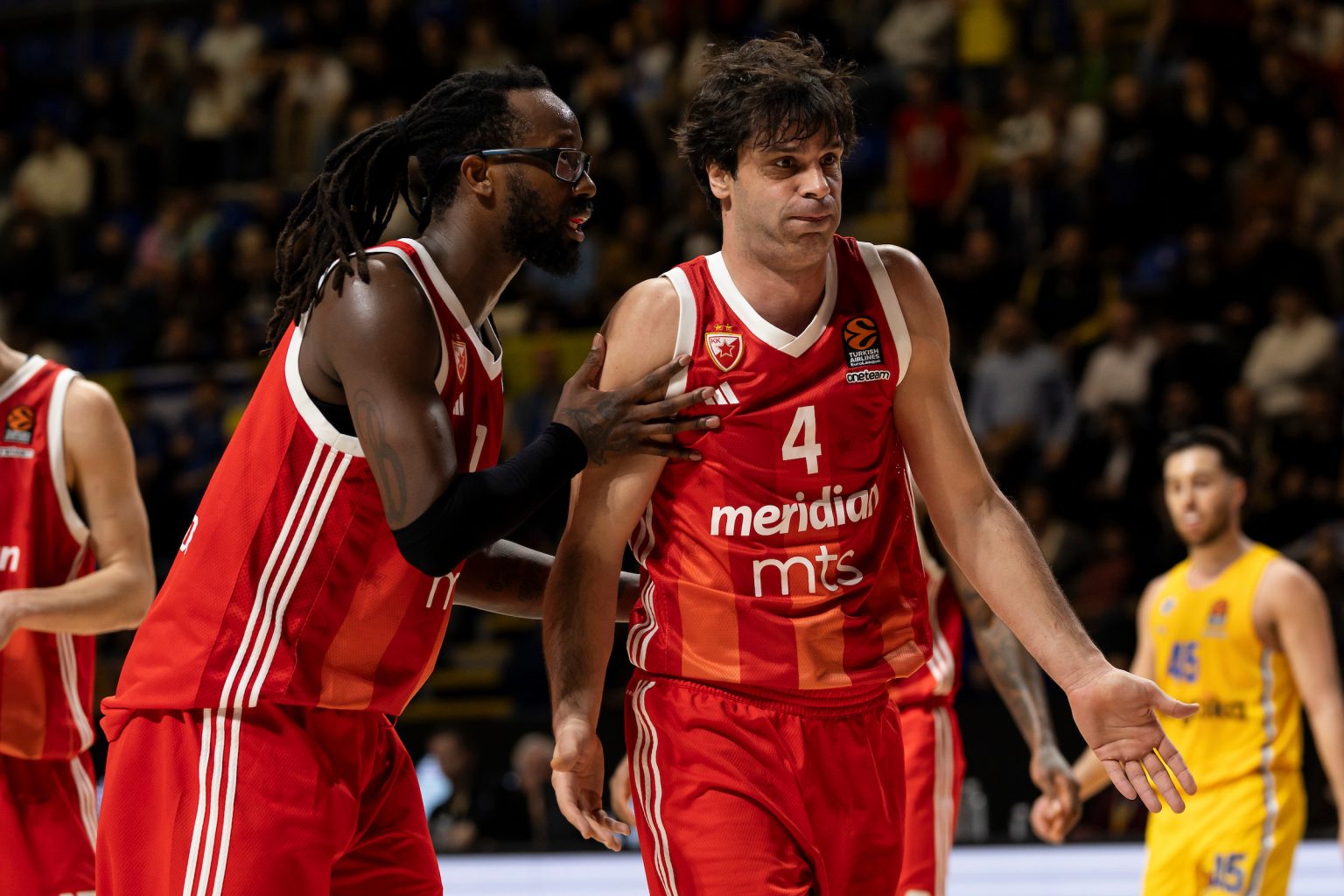 KOŠARKAŠU CRVENE ZVEZDE PREKIPELE KRITIKE: Pljuvaću krv za ovaj tim ...